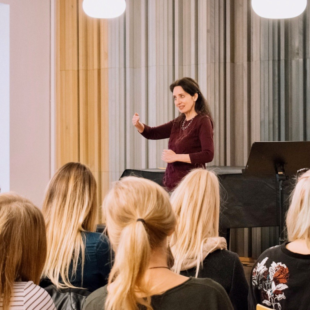 Workshops - Lisa Popeil's Voiceworks®